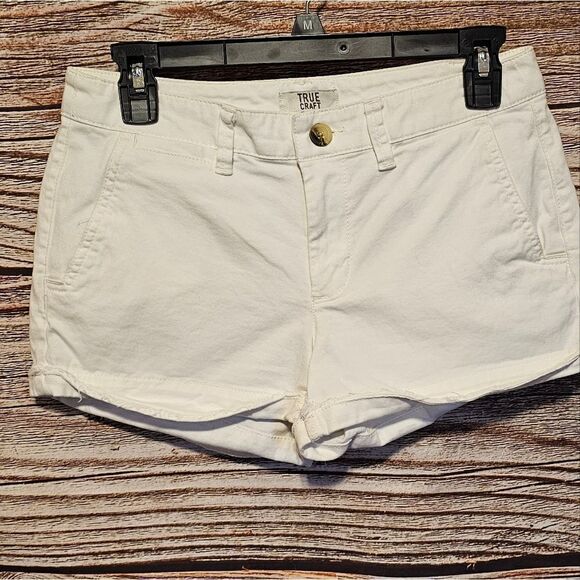 True Craft | Shorts | True Craft Short Shorts Womens 5whitepreowned ...